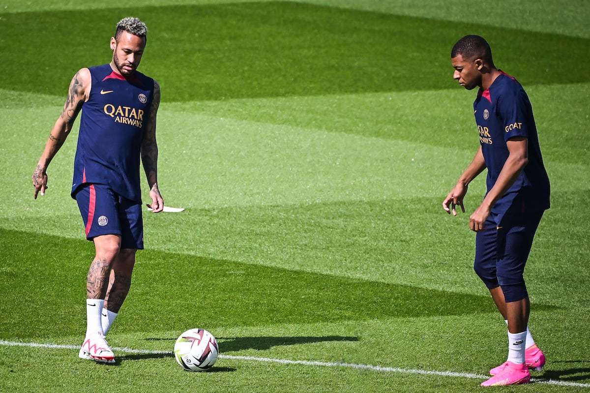 El PSG deja a Mbappé fuera de la gira asiática e intentará venderlo a ...