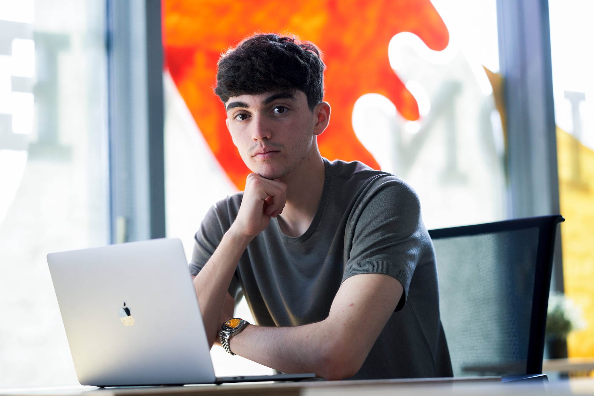 Anas Andaloussi: Un joven de 20 años factura tres millones de euros al ...