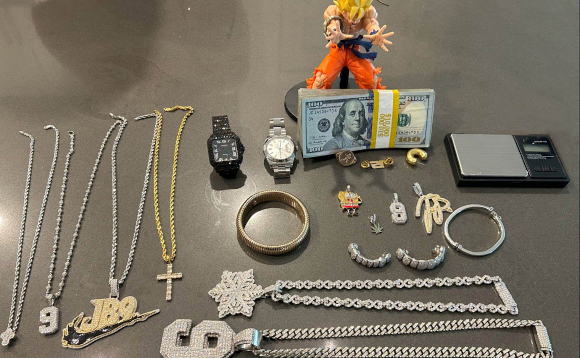 Chilean gang charged in US for burglaries targeting star athletes | U.S ...