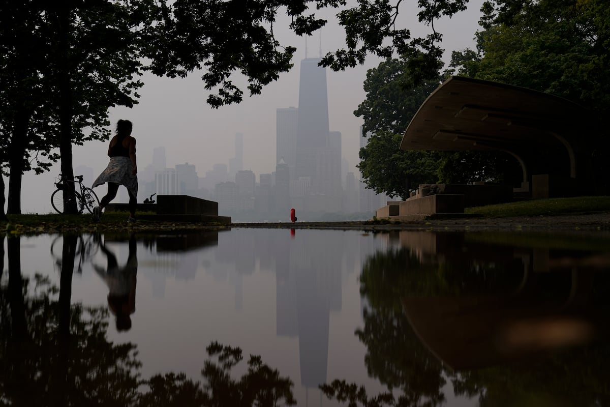 Canadian wildfires are causing unhealthy air quality again in Chicago ...