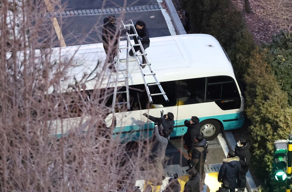 Corea del Sur: Las autoridades surcoreanas detienen al presidente ... Corea del Sur: Las autoridades surcoreanas detienen al presidente ...