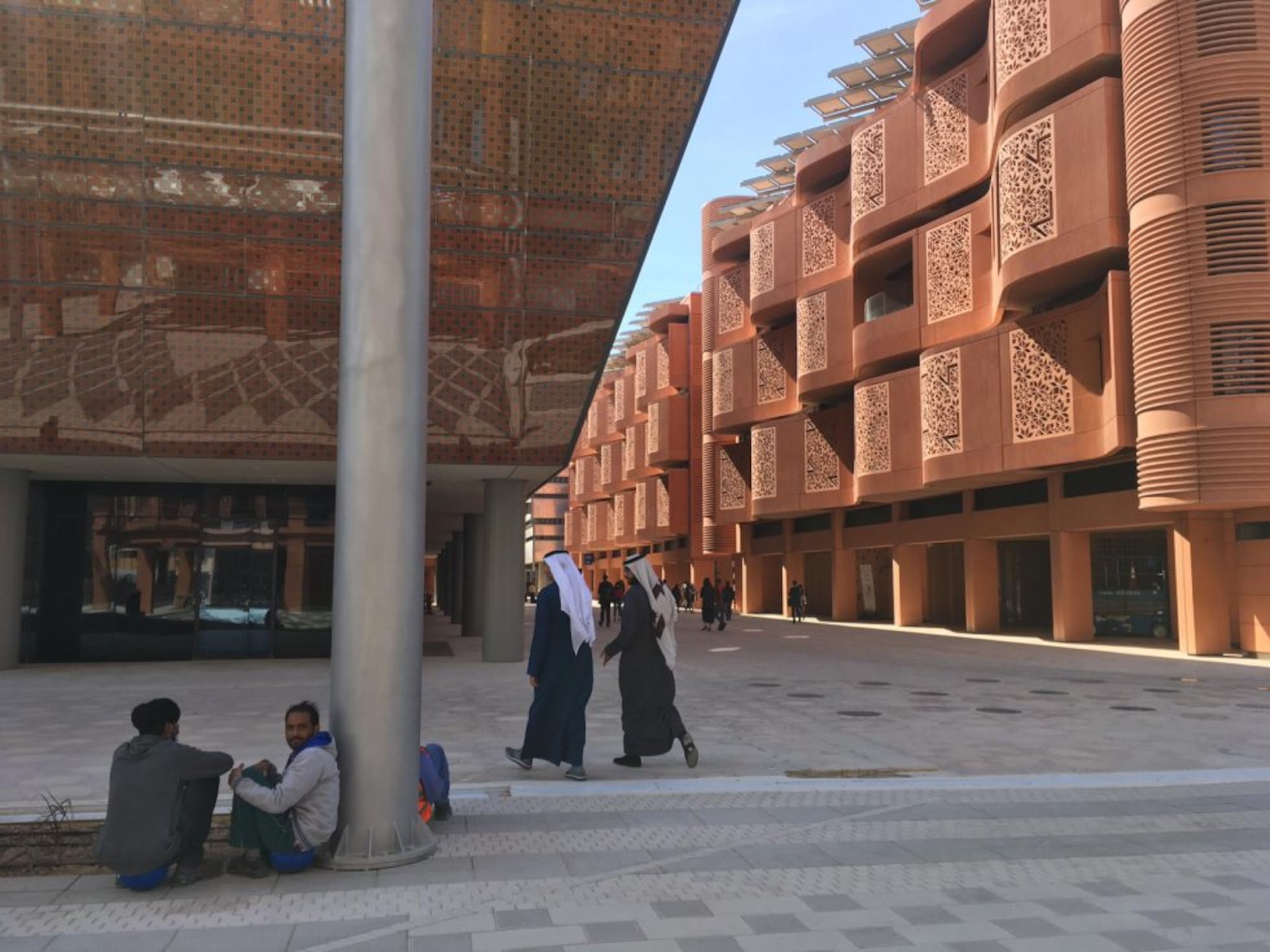 Masdar: el sueño de la ciudad verde se encuentra con la realidad ...