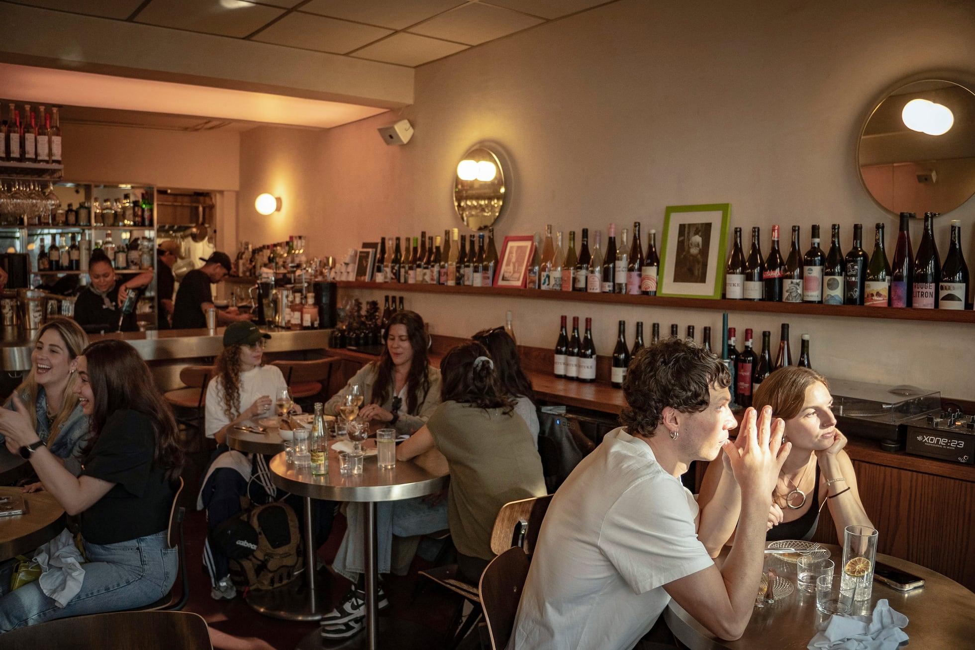 Berta, el bar donde los tragos, la comida y las anfitrionas te hacen ...