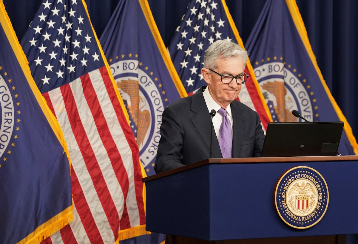 Federal Reserve keeps key interest rate unchanged and foresees 3 rate ...