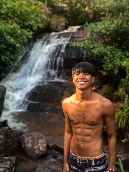 Noah Alef, modelo: “Me dijeron que si quería trabajar me tendría que ...