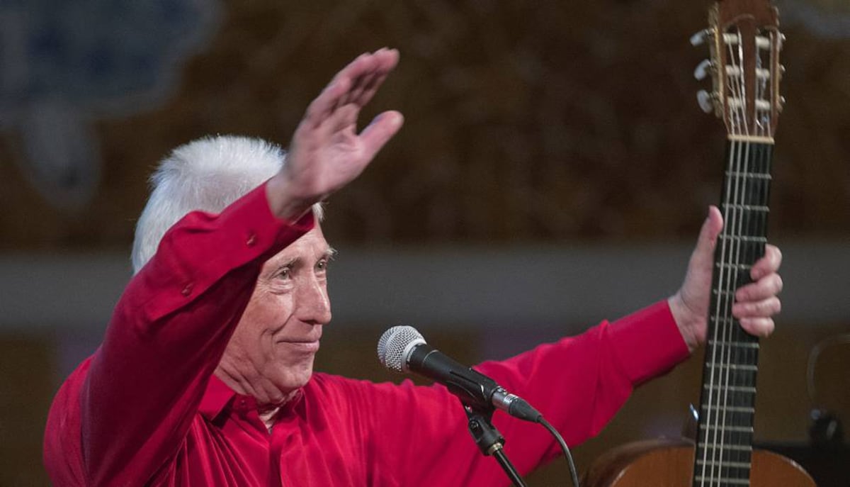 L’últim i emocionat ‘Al vent’ de Raimon | Música | EL PAÍS