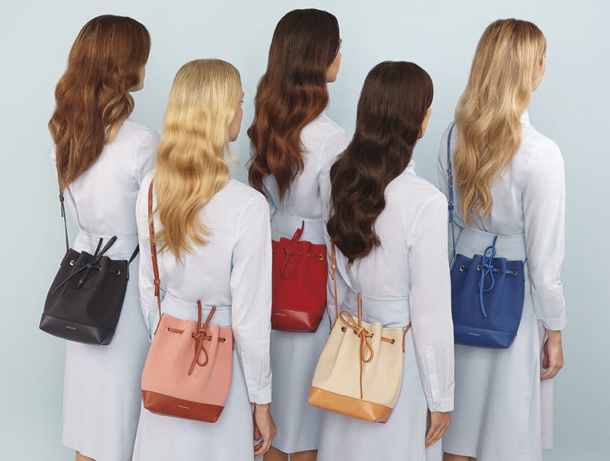 Diseña un bolso sencillo y harán cola para comprarlo | S Moda: Revista ...