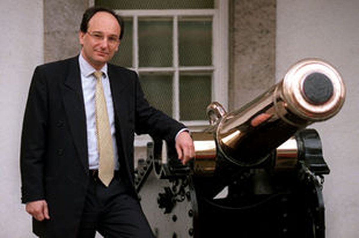 Peter Caruana, ministro principal del Gobierno de Gibraltar | España | EL PAÍS