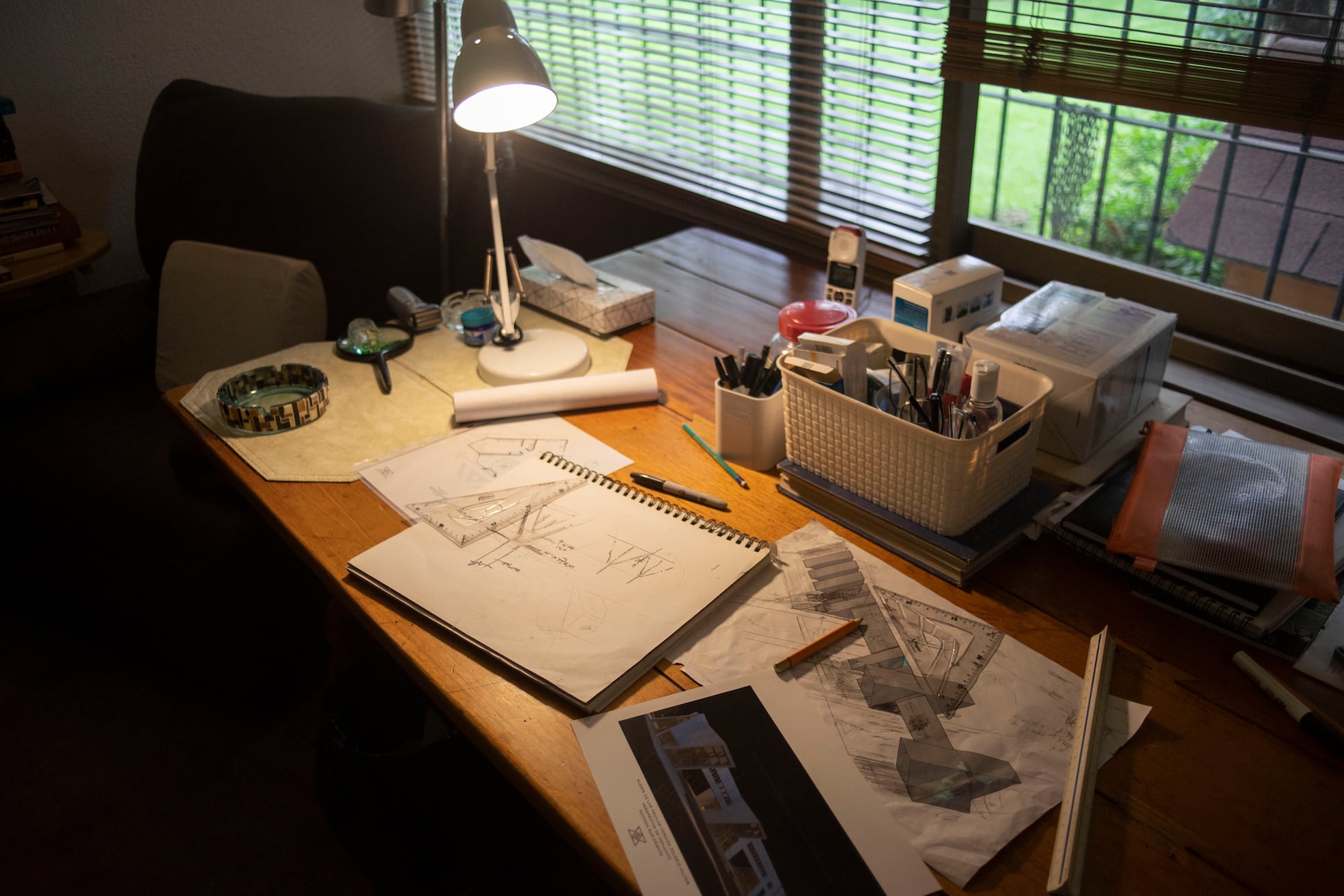 Agustín Hernández: “A los 98 años sigo trabajando y fumando como ...