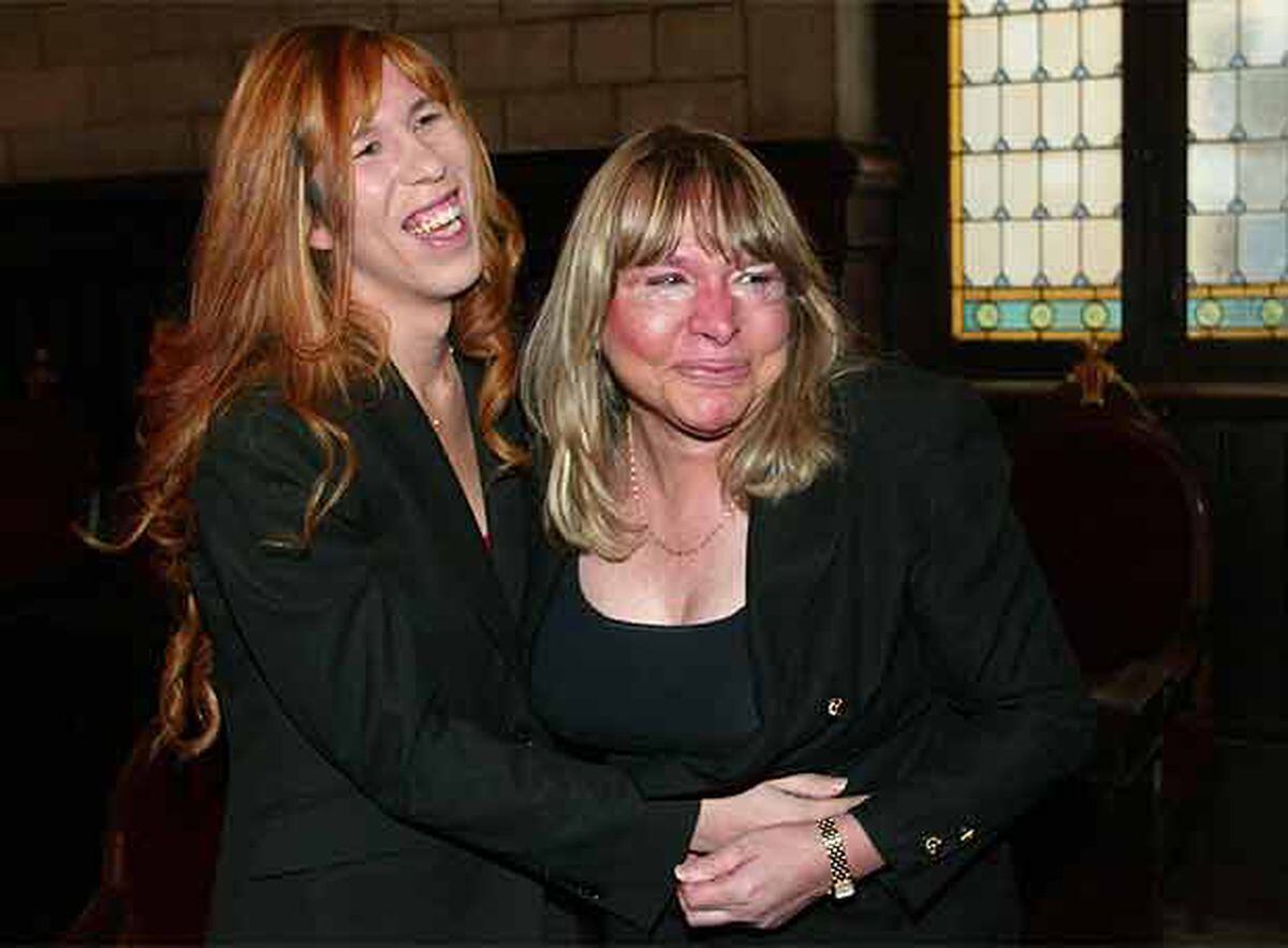 Sabrina Rivera y Ángela Idoate | Sociedad | EL PAÍS