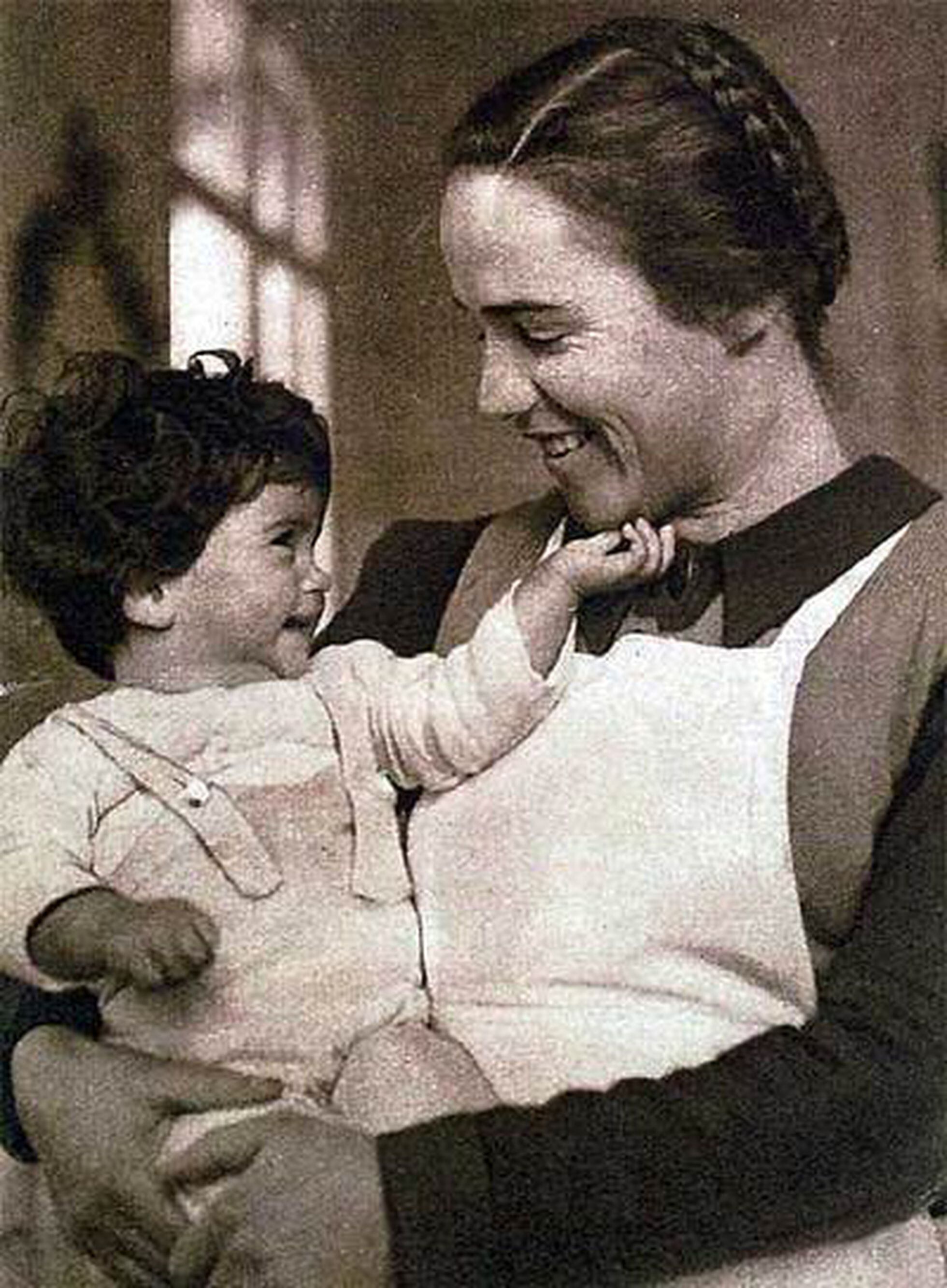 La Maternidad de Elna se convierte en icono de la memoria democrática ...