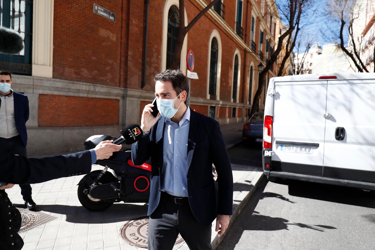 García Egea se vuelve gallego en la tele | España | EL PAÍS